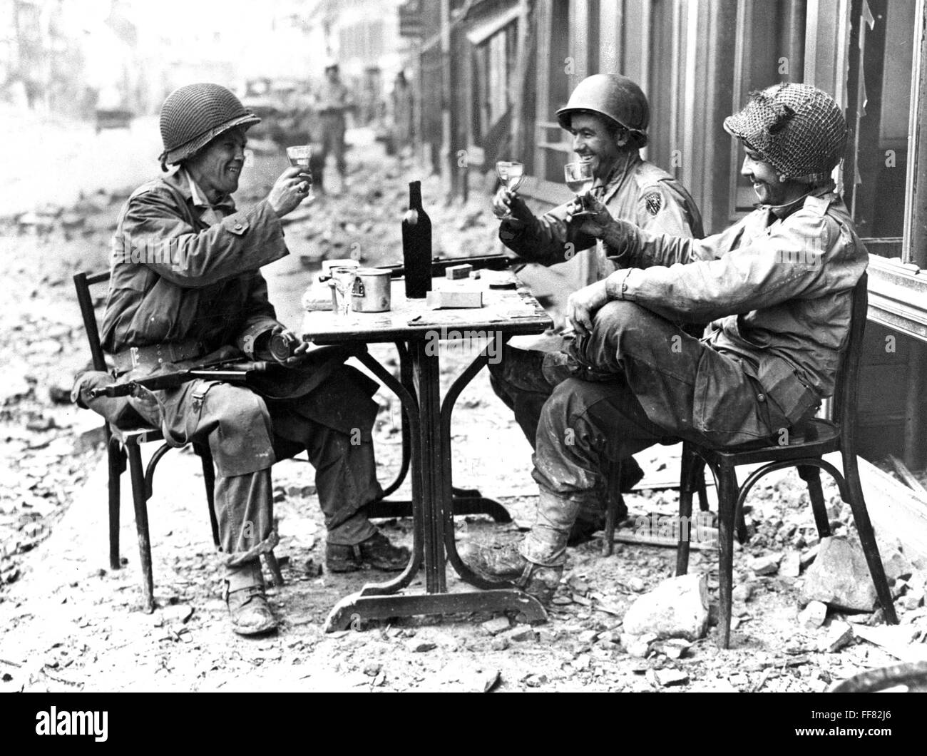 American soldiers world war hi-res stock photography and images - Alamy