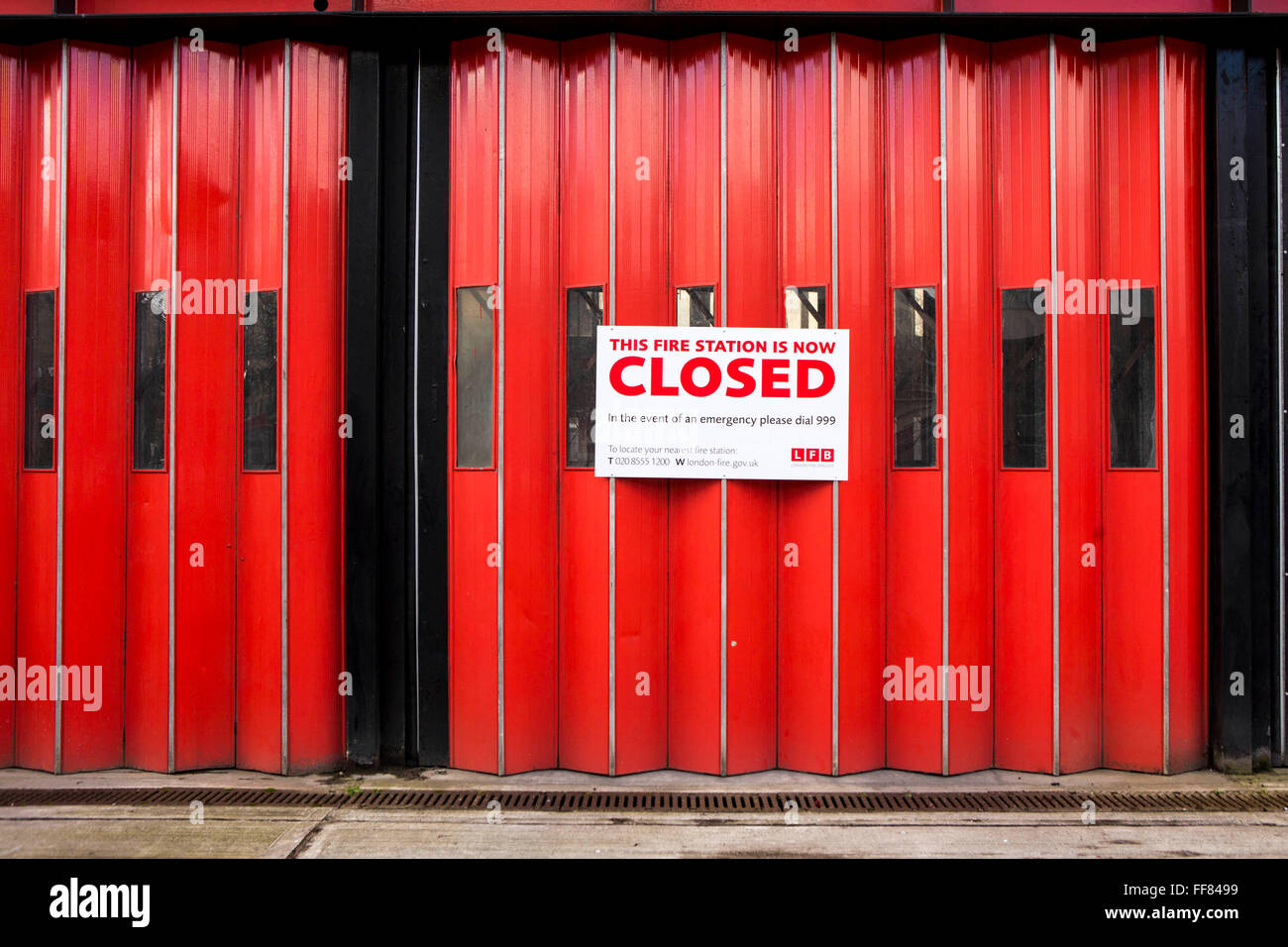 Closed fire station hi-res stock photography and images - Alamy
