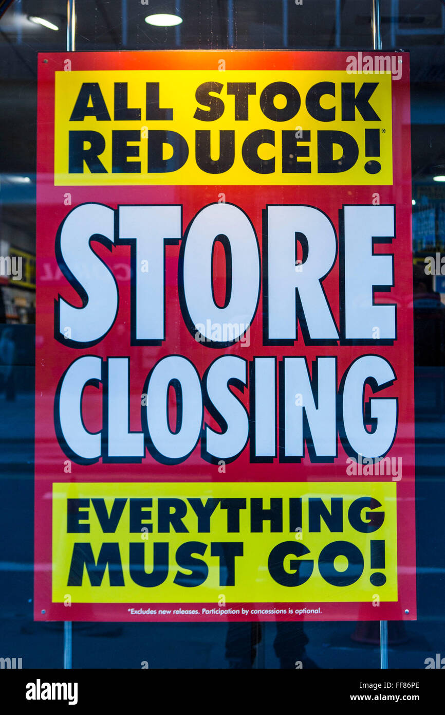 Closing down sale london hi-res stock photography and images - Alamy