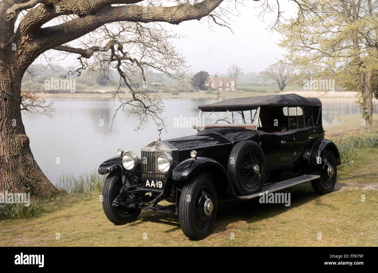 AUTO: ROLLS-ROYCE, 1925. /n1925 Rolls-Royce Phantom I, 40-50 h.p Stock ...