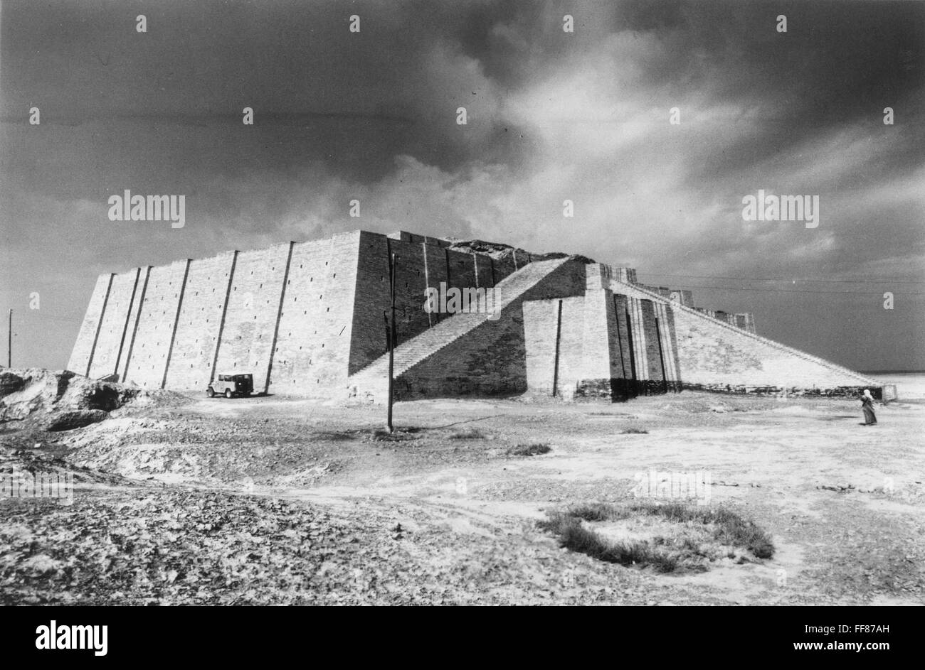 ZIGGURAT OF UR-NAMMU /nin Ur, Sumer; seen from the southeast Stock ...