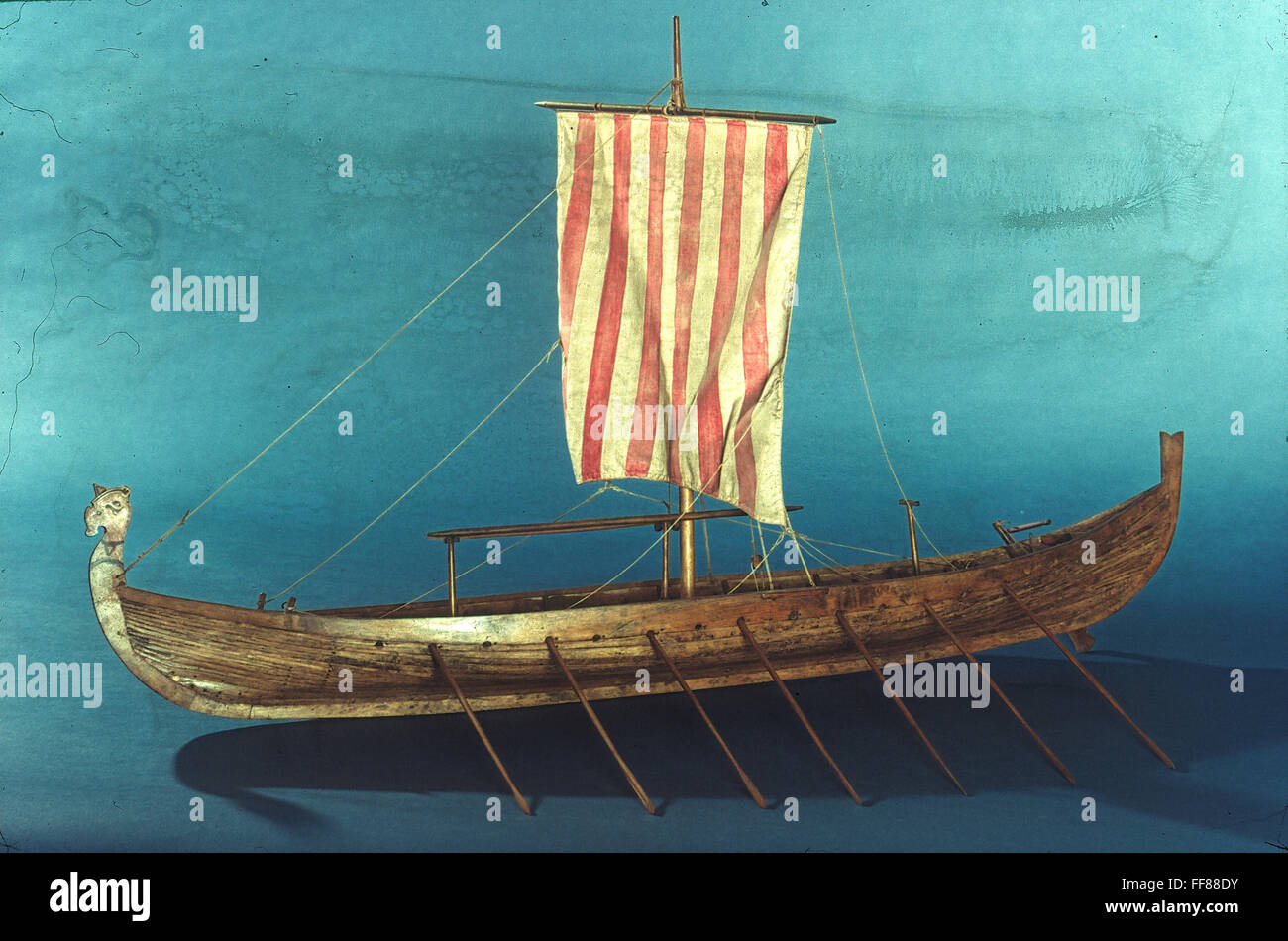 VIKING SHIP. /nModel of the Gokstad Stock Photo - Alamy