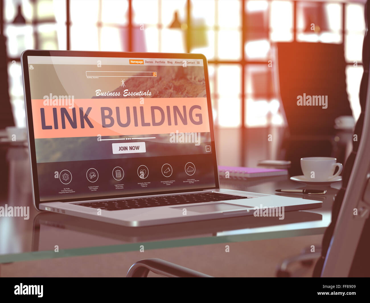 Reverse image search hi-res stock photography and images - Alamy