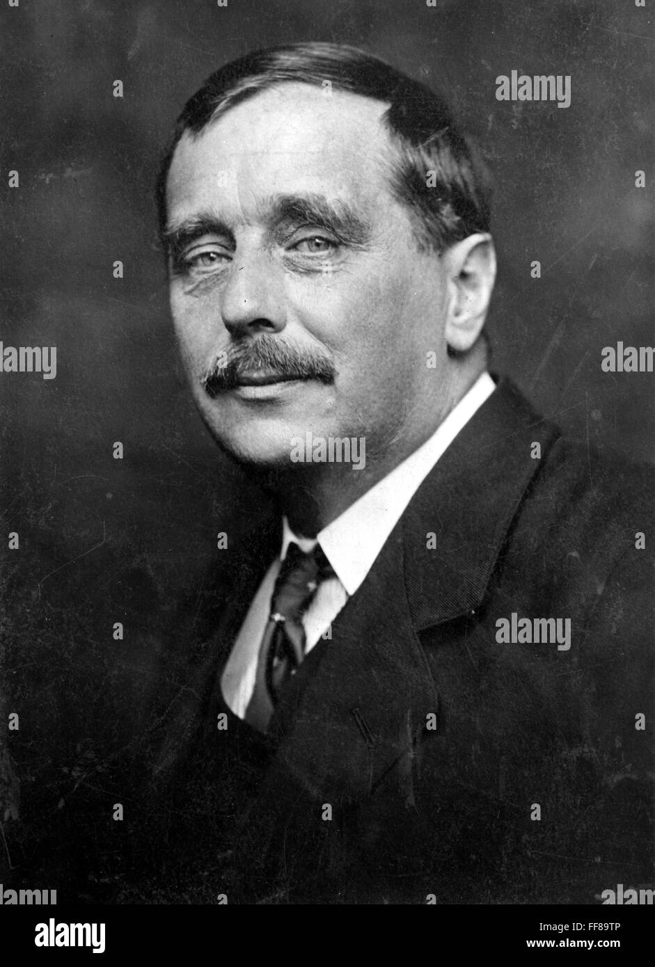 HERBERT GEORGE WELLS /n(1866-1946). English writer Stock Photo - Alamy