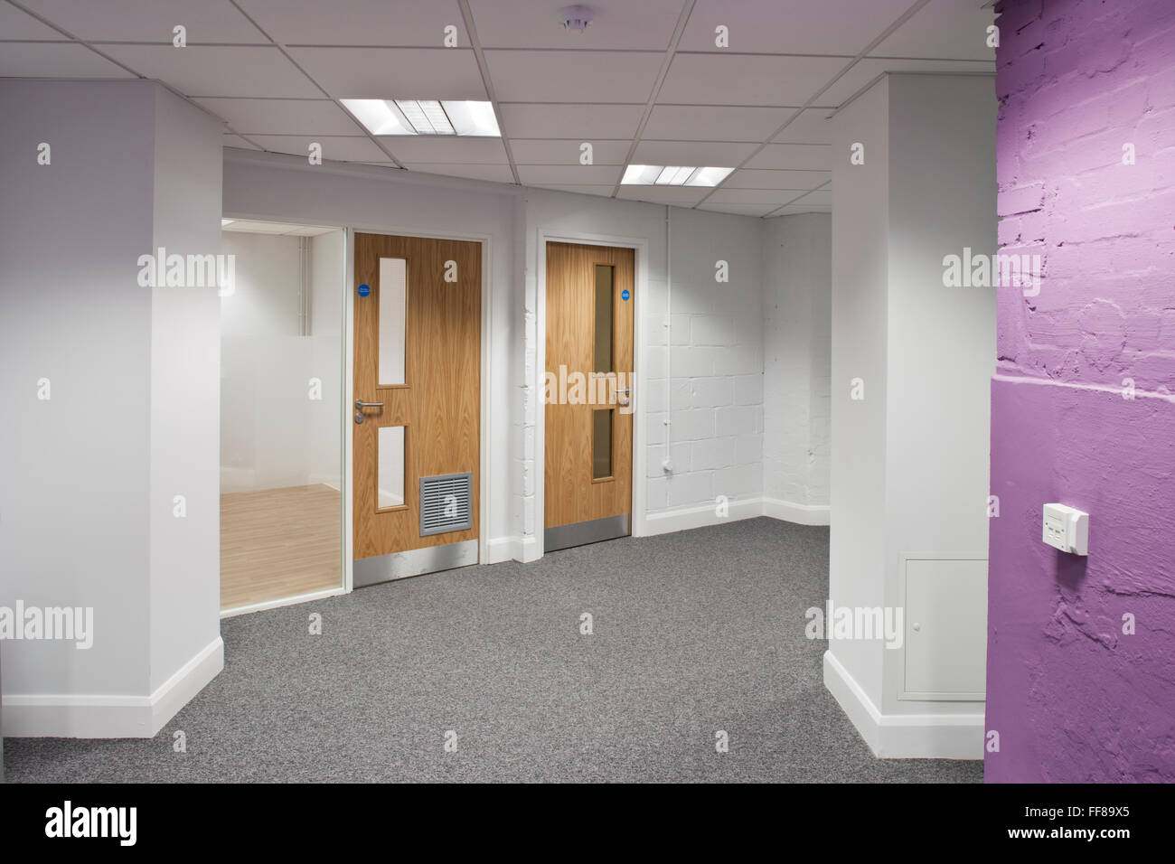 modern office corridor Stock Photo - Alamy