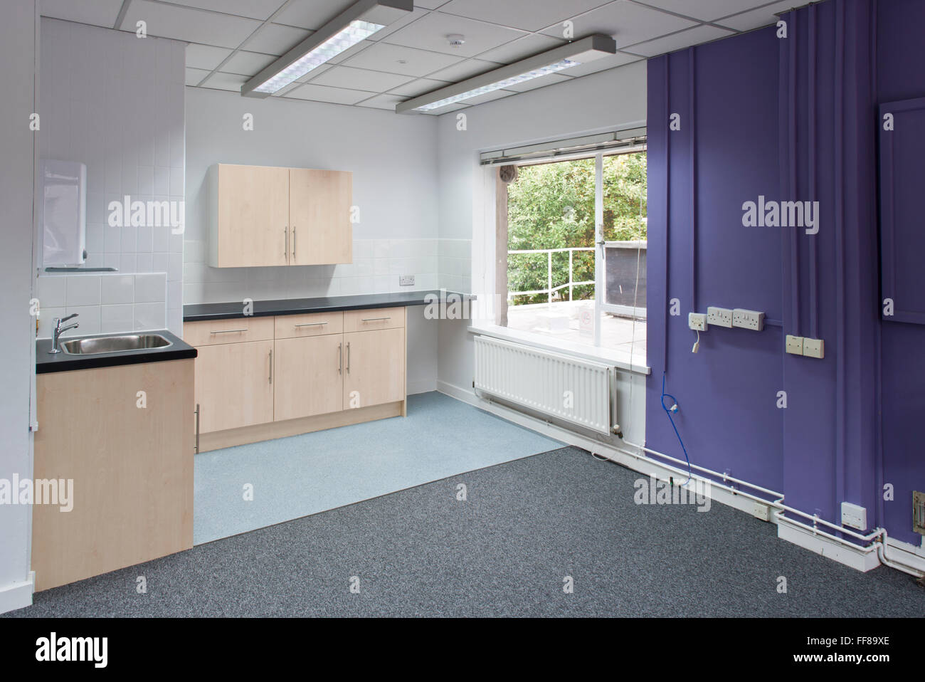 Office interior kitchen breakout area hi-res stock photography and ...