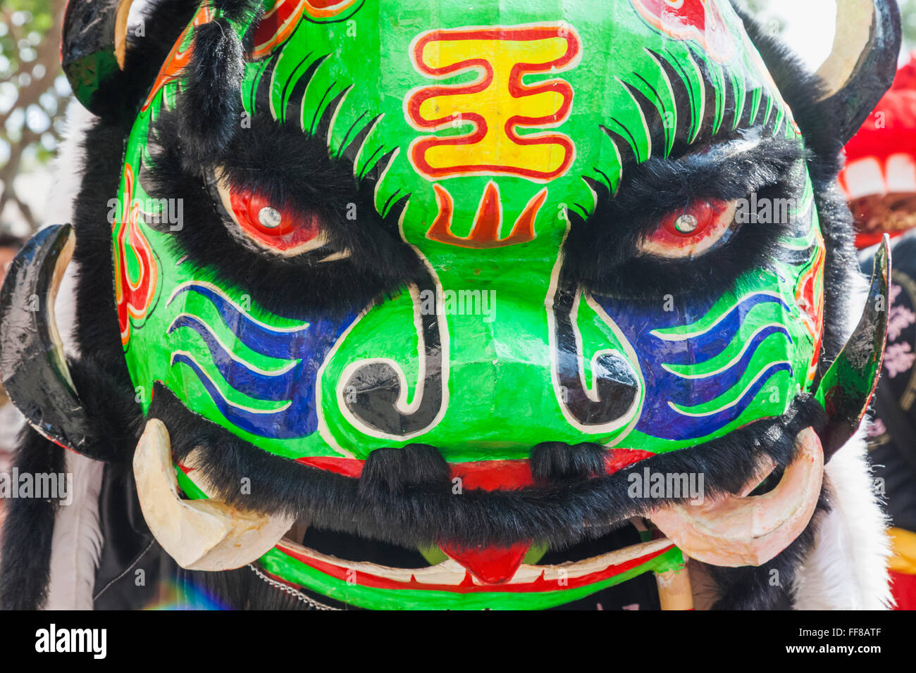 Chinese lion mask hi-res stock photography and images - Alamy