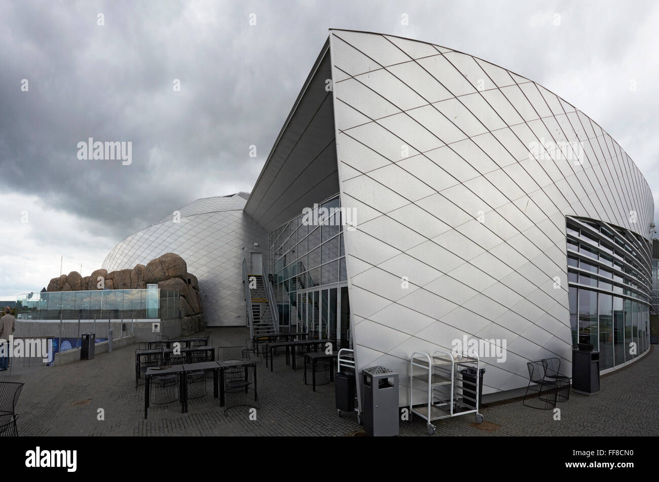 Blue planet aquarium hi-res stock photography and images - Alamy