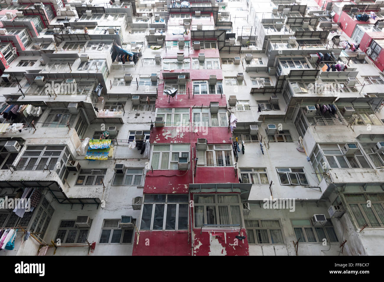 Hong kong cityscape crowded building hi-res stock photography and ...