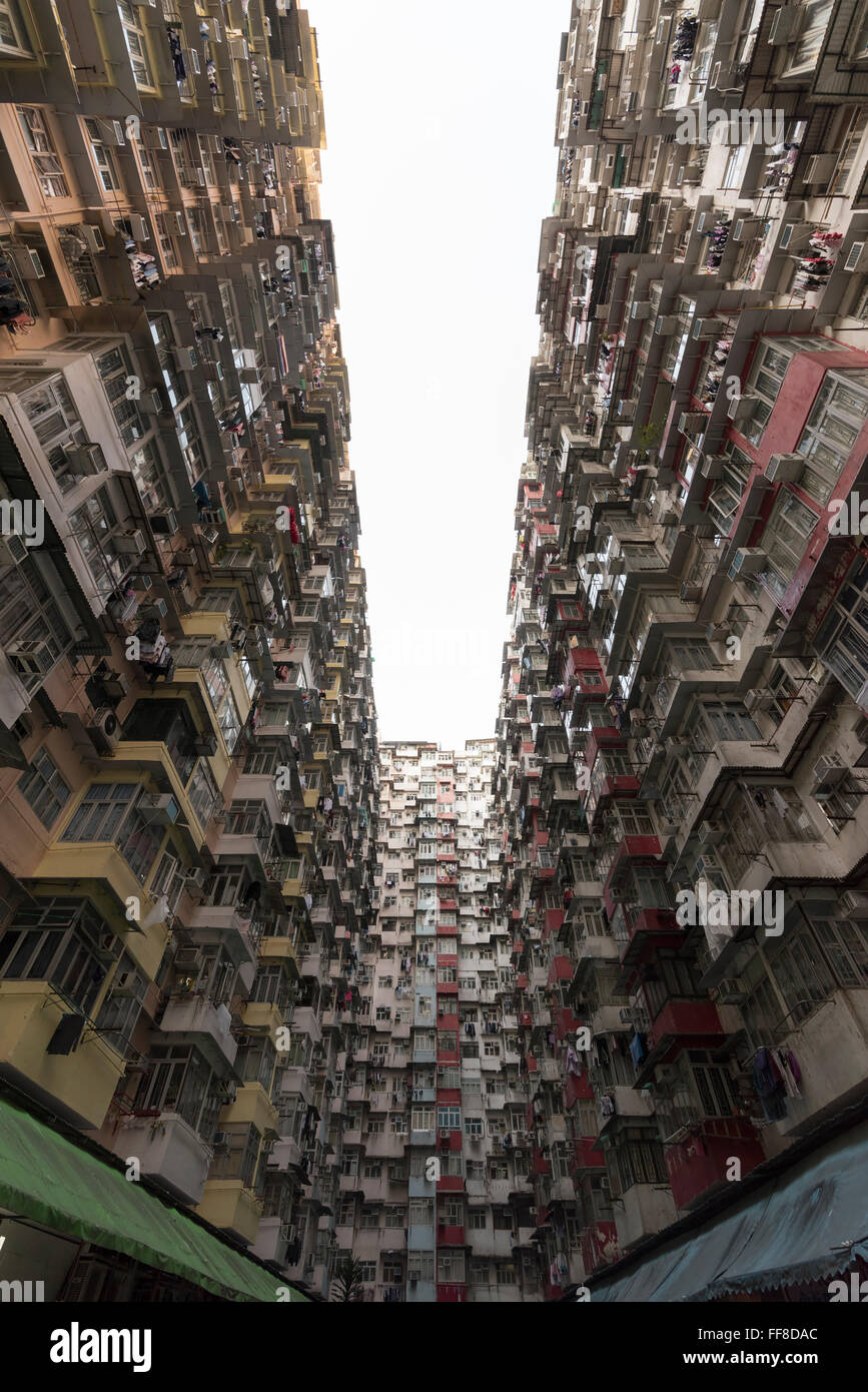 Hong kong slum building hi-res stock photography and images - Alamy