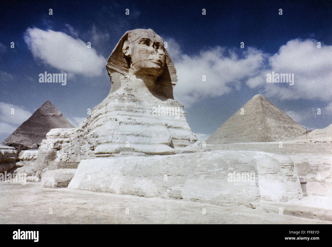 THE GREAT SPHINX /nat Giza, Egypt. 4th Dynasty Stock Photo - Alamy
