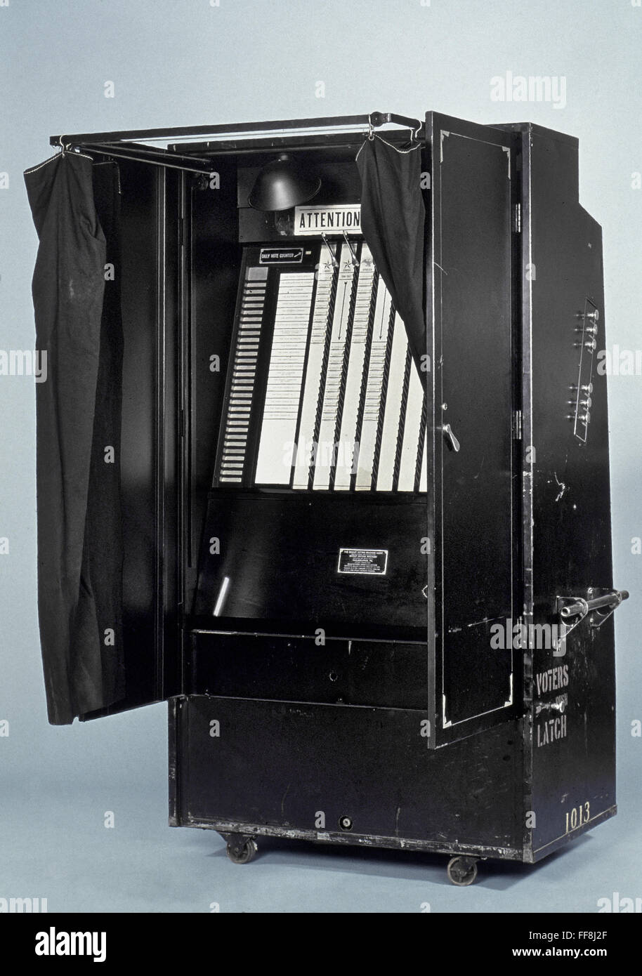 1970s voting machine hi-res stock photography and images - Alamy
