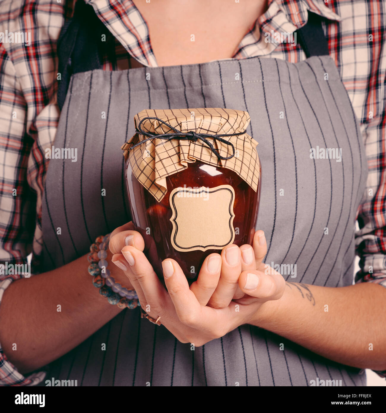 Bank close up hands hi-res stock photography and images - Alamy