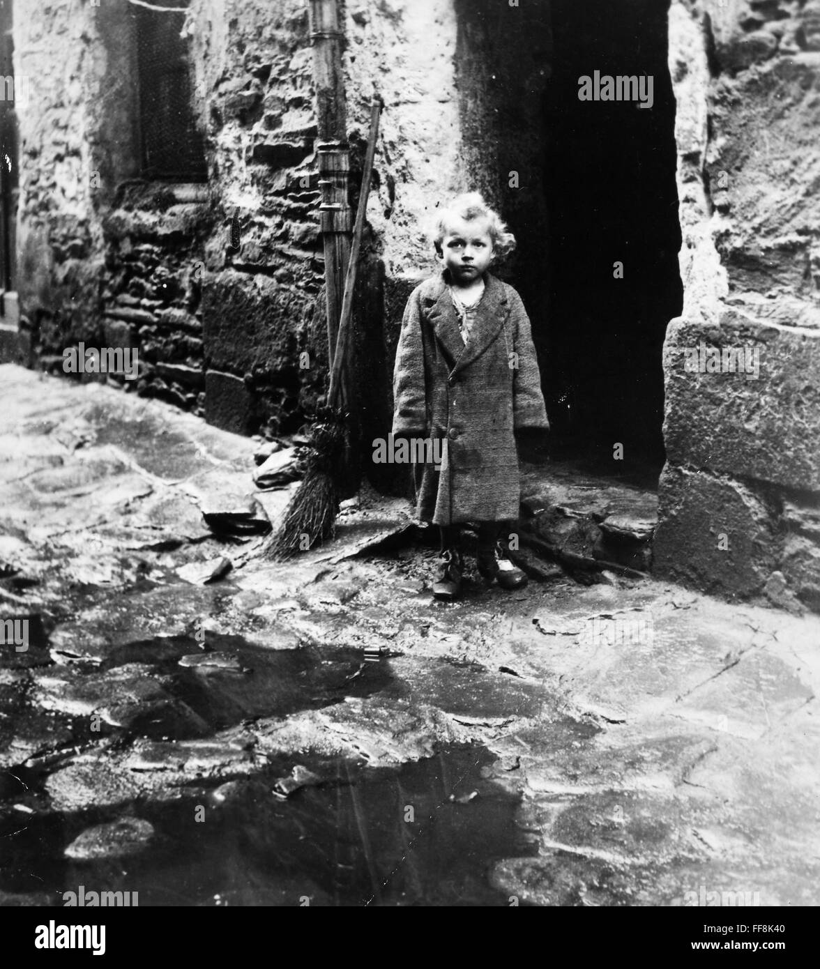 1945 france world war ii hi-res stock photography and images - Alamy