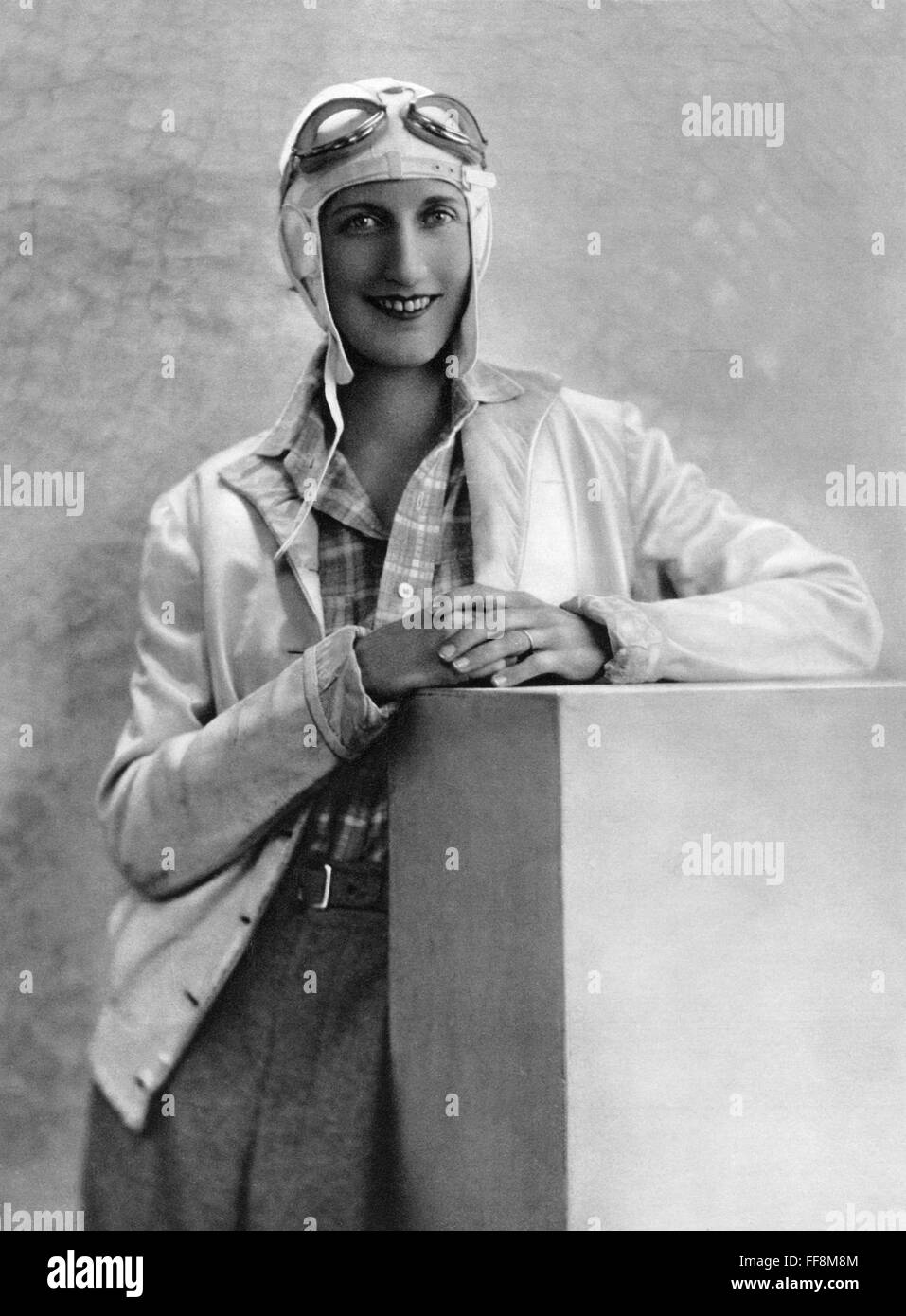 BERYL MARKHAM (1902-1986)./nNee Clutterbuck. English (born in British ...