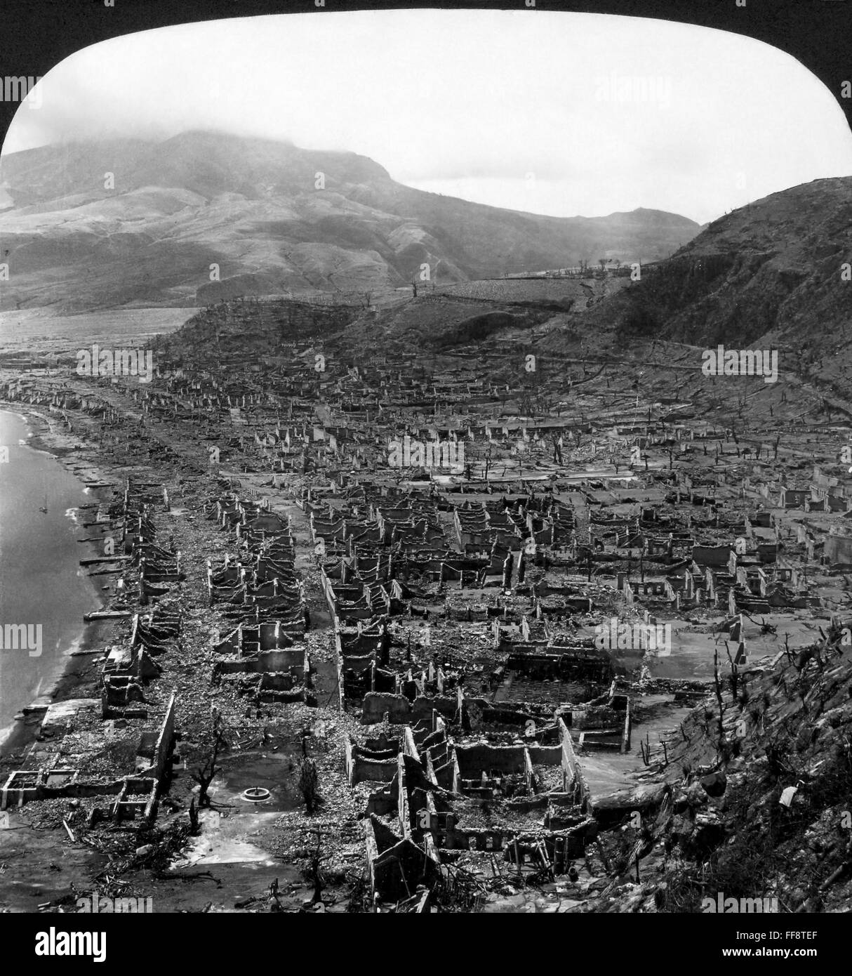 VOLCANO: MOUNT PELEE, 1902./nMount Pelee, Martinique, 1902. A ...