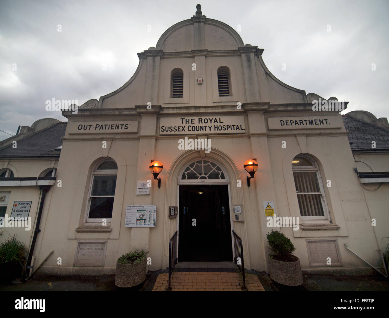 Royal sussex county hospital brighton hi-res stock photography and ...