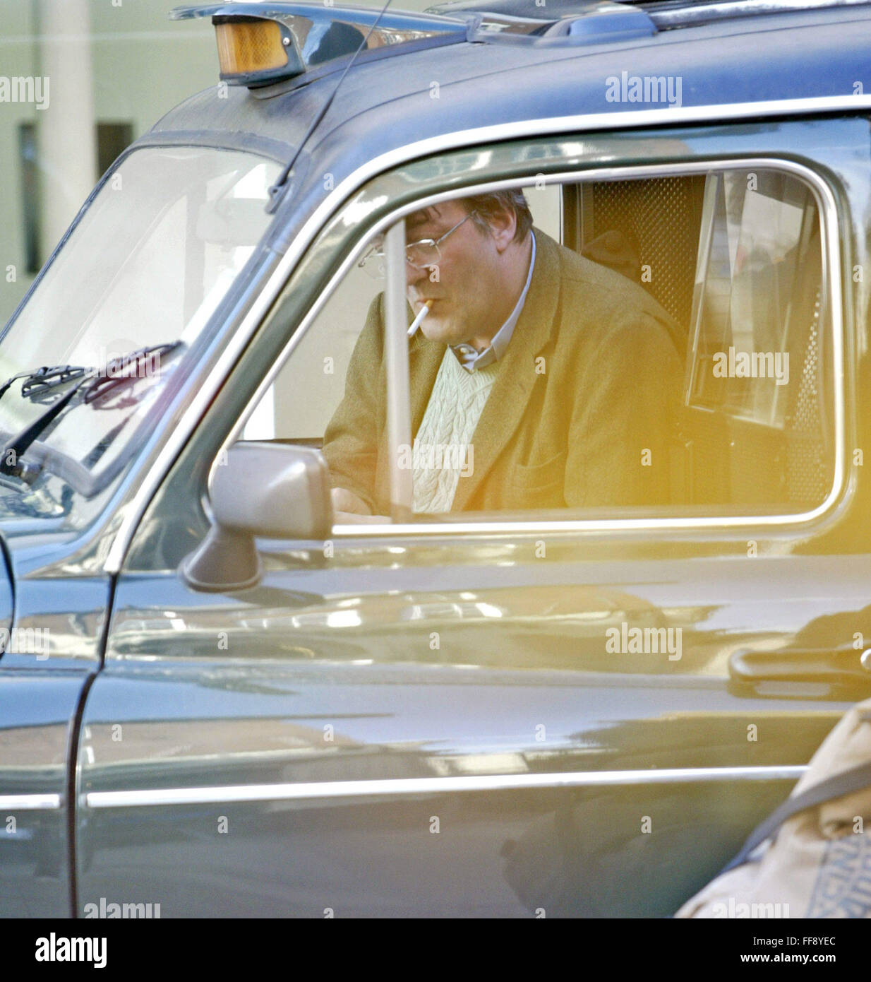 Stephen Fry in His British Black Taxi islington exmouth Market 5 pics ...