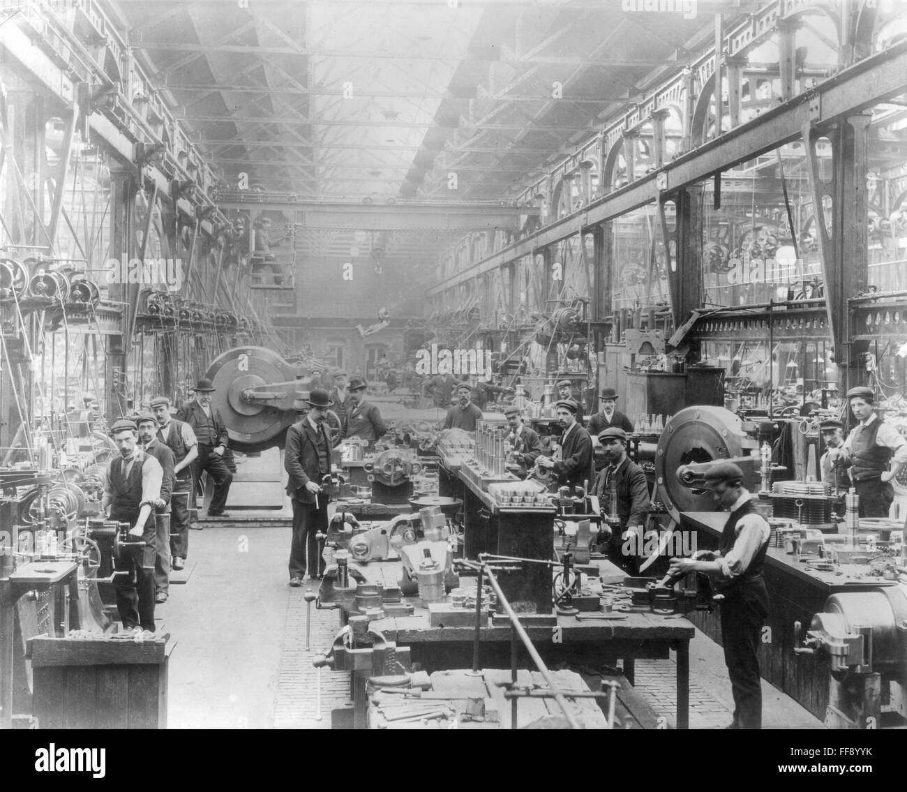 ENGLISH FACTORY, c1915. /nAn ordnance works (Vickers), c1915 Stock ...