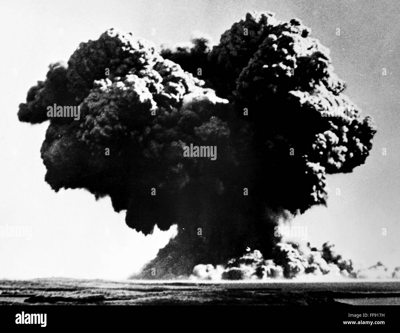 ATOMIC BOMB TEST. /nTest of British atomic bomb in the Montebello ...