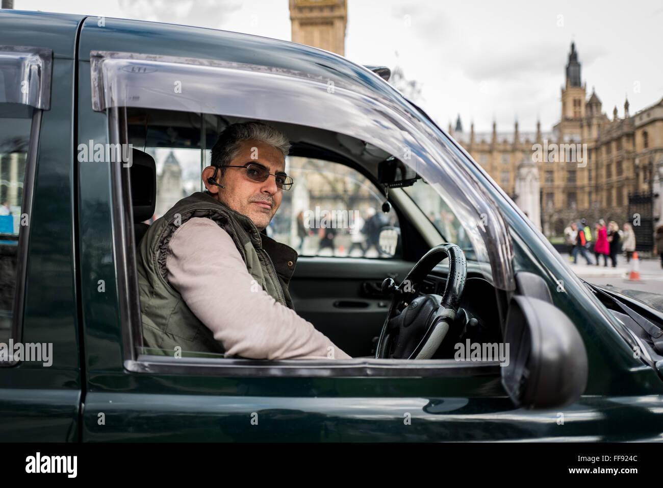 Black cab driver hi-res stock photography and images - Alamy