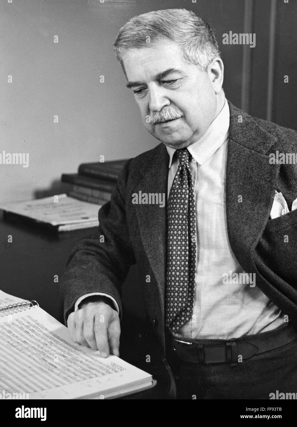 ARTHUR SCHNABEL (1882-1951). /nAustrian pianist. Photographed c1942 ...