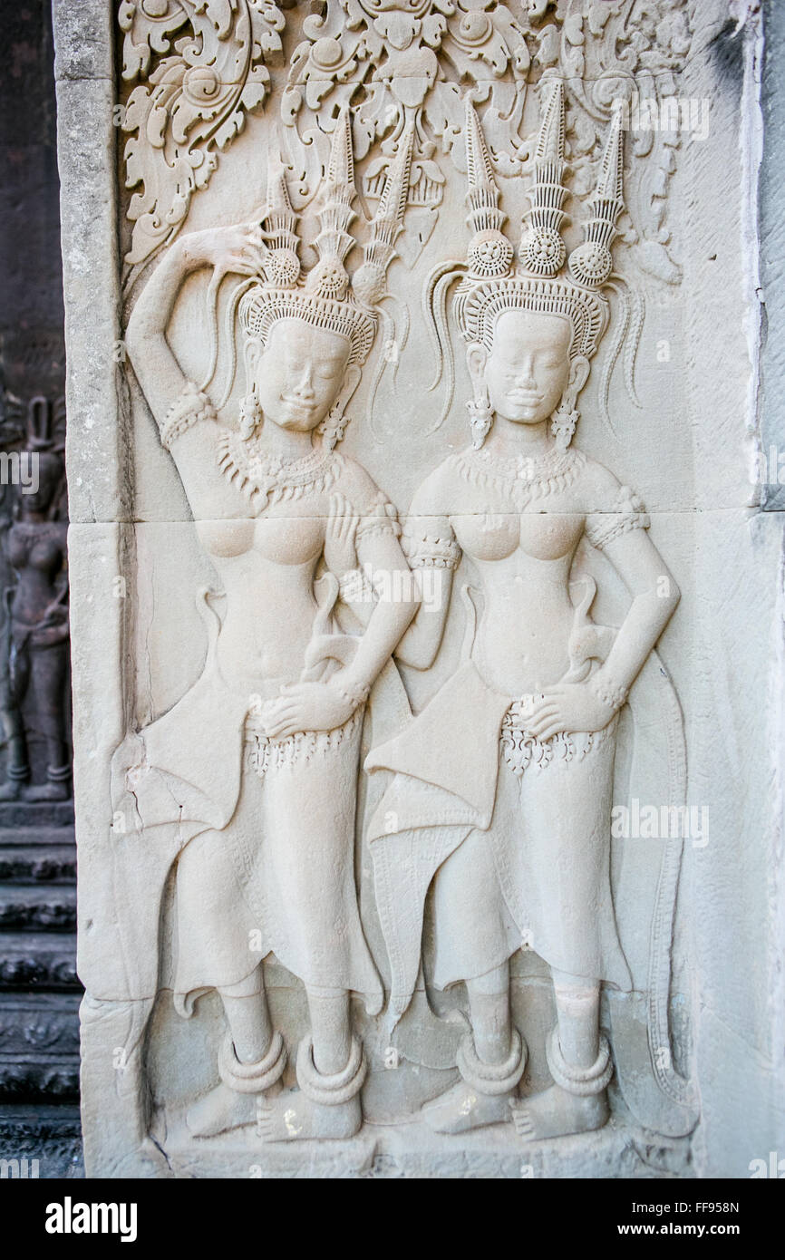 Apsara Khmer Statue