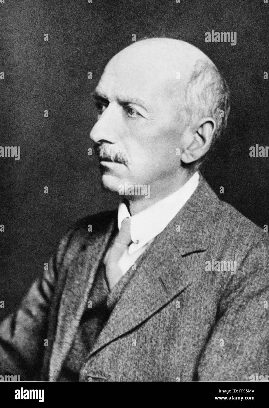 CHARLES THOMSON R. WILSON /n(1869-1959). Scottish physicist Stock Photo ...