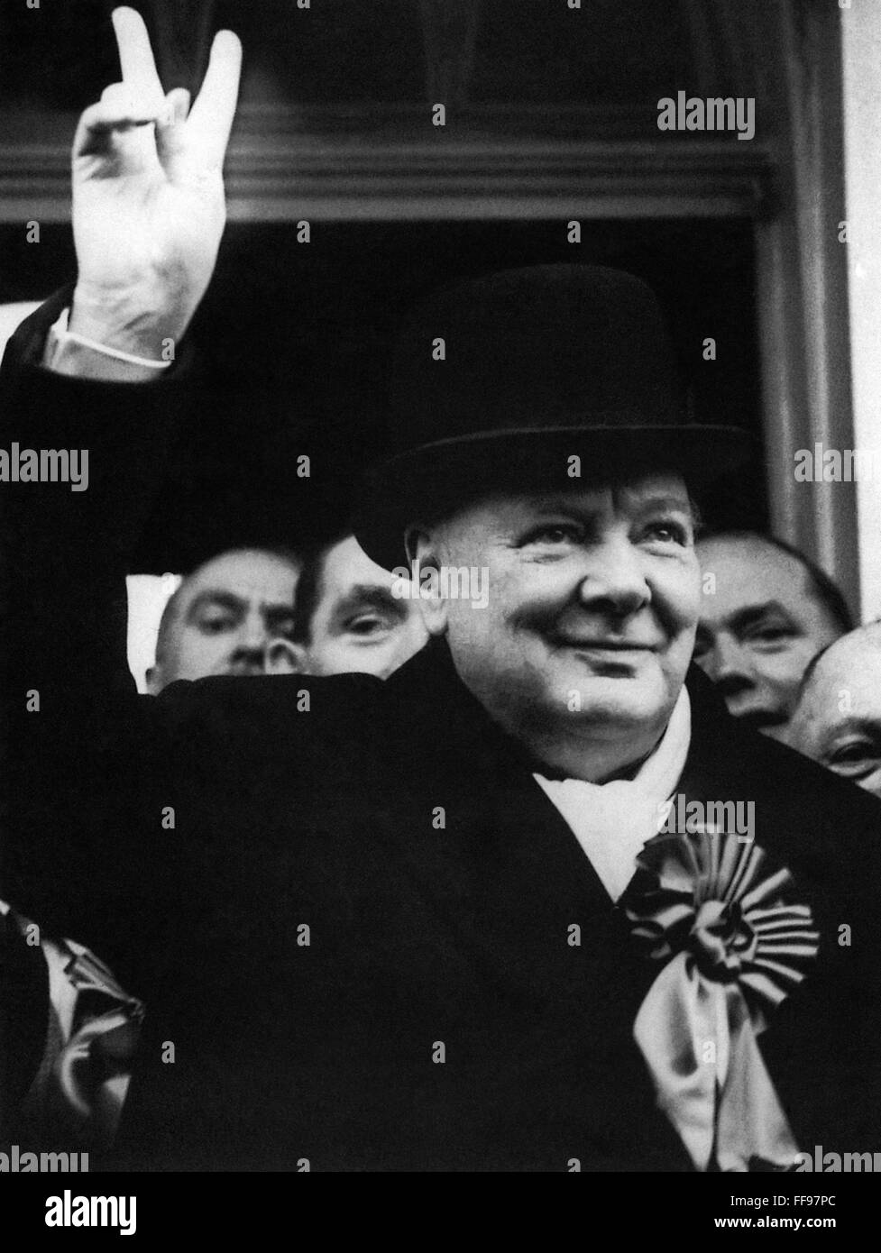 Winston churchill, v sign Black and White Stock Photos & Images - Alamy