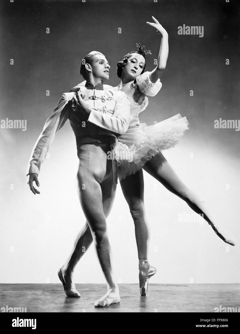 Tutu de ballet hi-res stock photography and images - Alamy