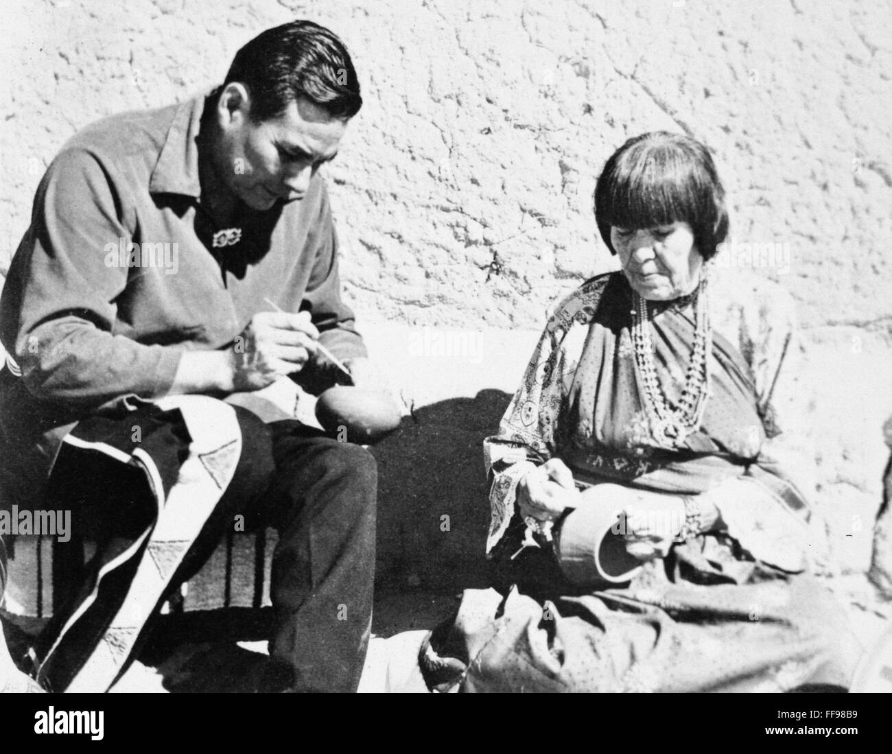 MARIA MARTINEZ (1887-1980). /nTewa Native American potter. Maria ...