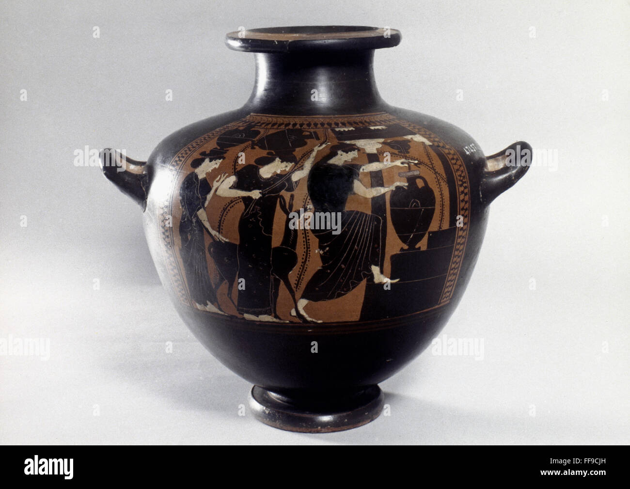 WOMEN AT A FOUNTAIN. /nAttic black figure hydria, 6th century B.C Stock ...