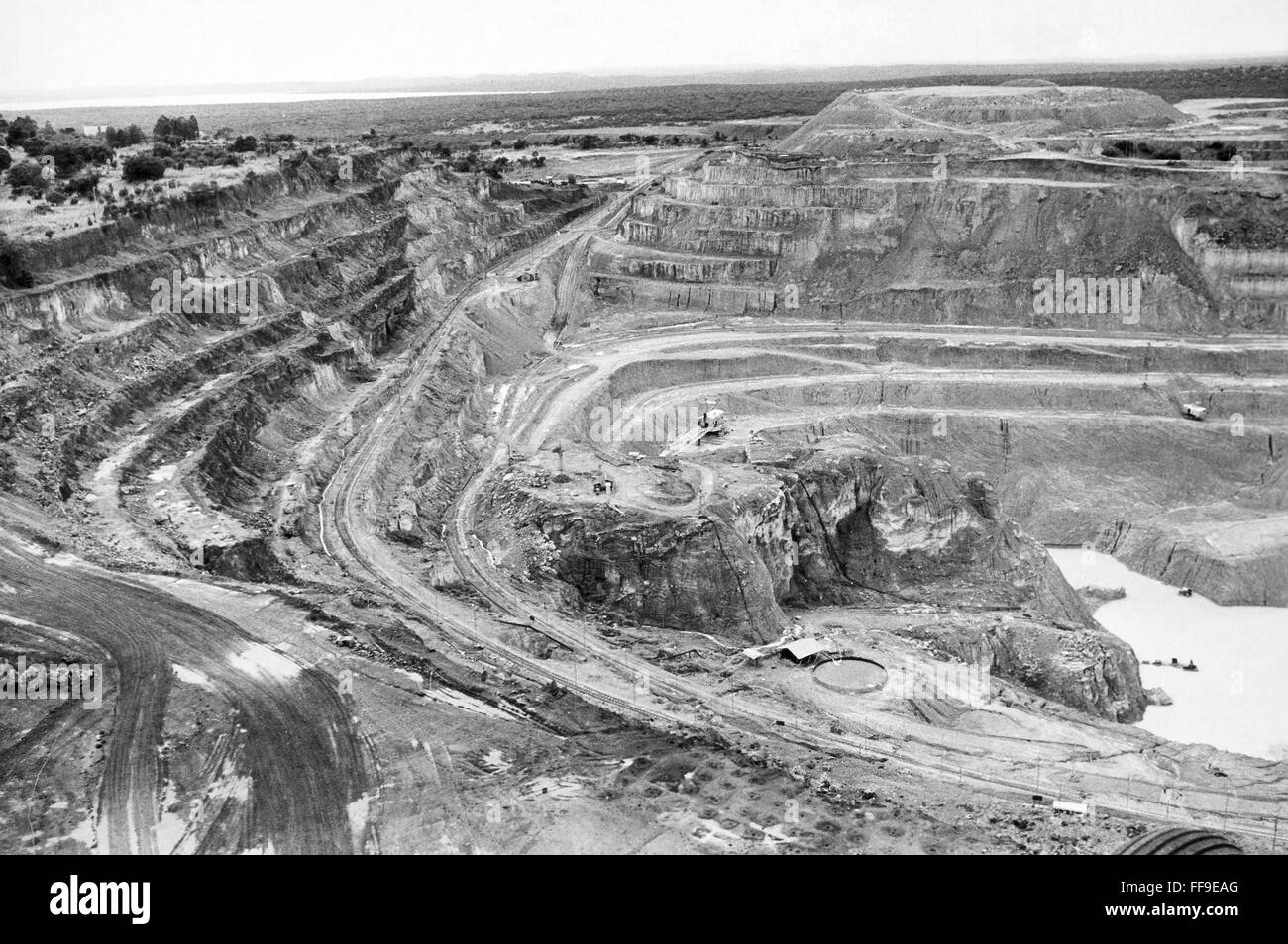 Open pit copper mine congo hi-res stock photography and images - Alamy