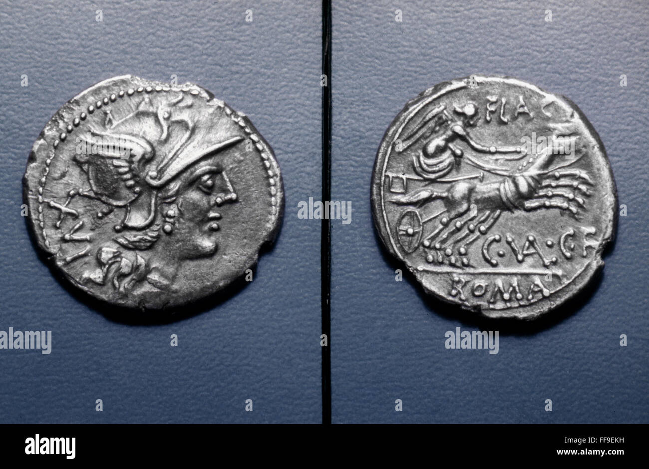 ROMAN COIN: ROMA/VICTORY. /nRoman silver denarius, 140 BC. Obverse ...