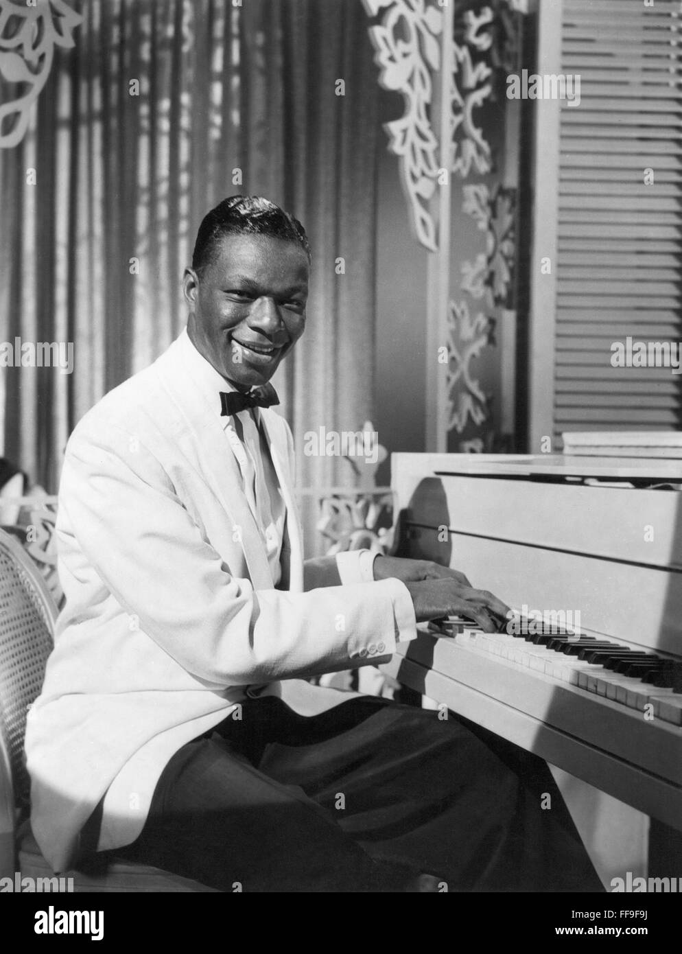 Nat cole hi-res stock photography and images - Alamy