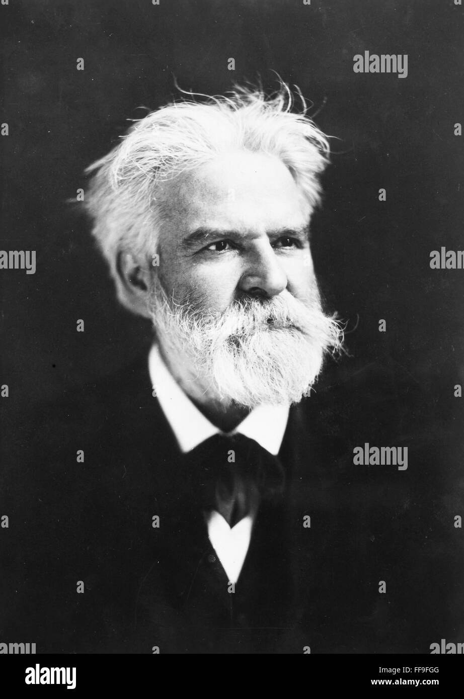 EDWIN MARKHAM (1852-1940)./nAmerican poet. Photographed in 1907 Stock ...