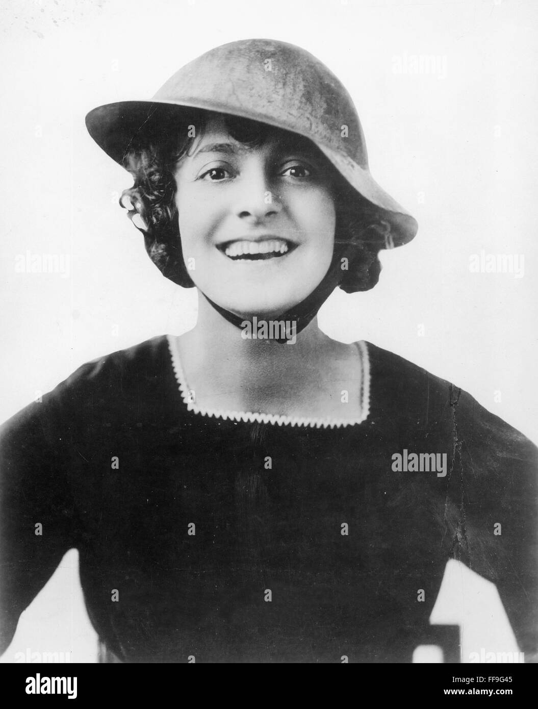 ELSIE JANIS (1889-1956). /nAmerican actress. Photographed during World ...