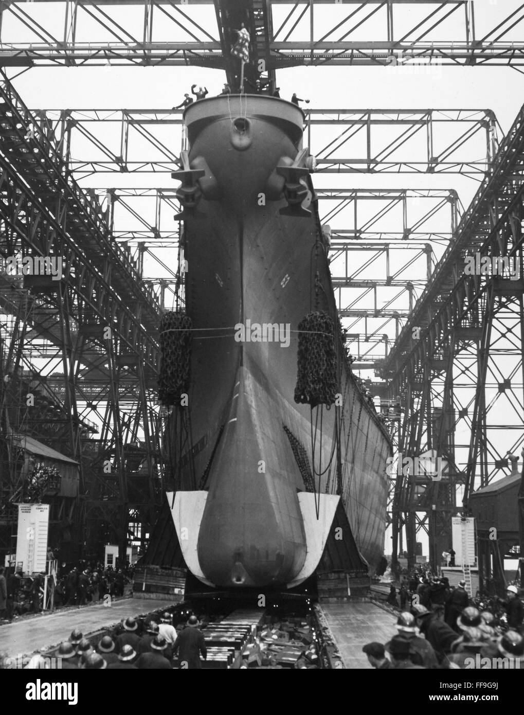 WORLD WAR II: SHIPYARD. /nUSS Missouri, a 45,000 ton battleship, starts ...