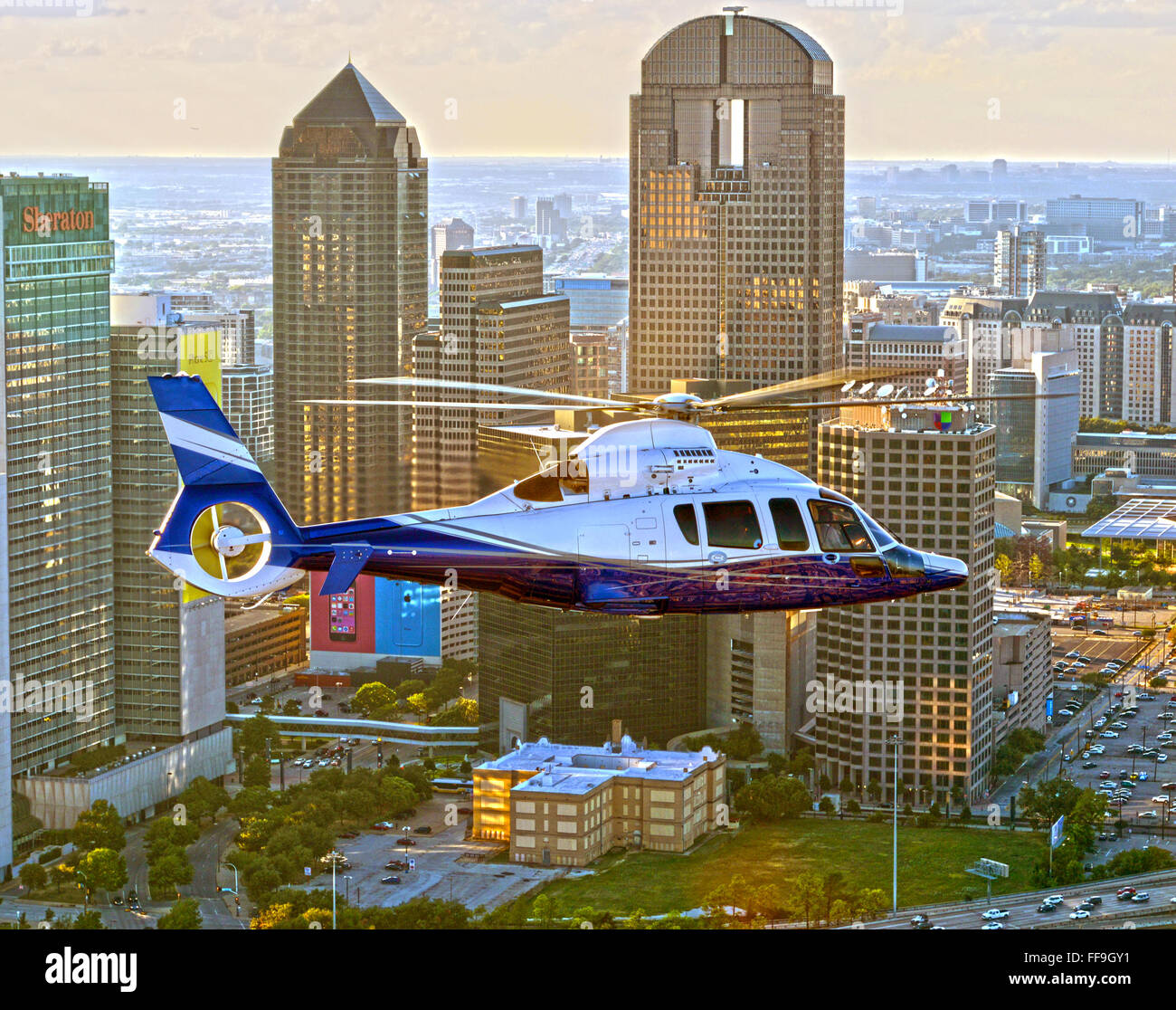 Helicopter executive hi-res stock photography and images - Alamy