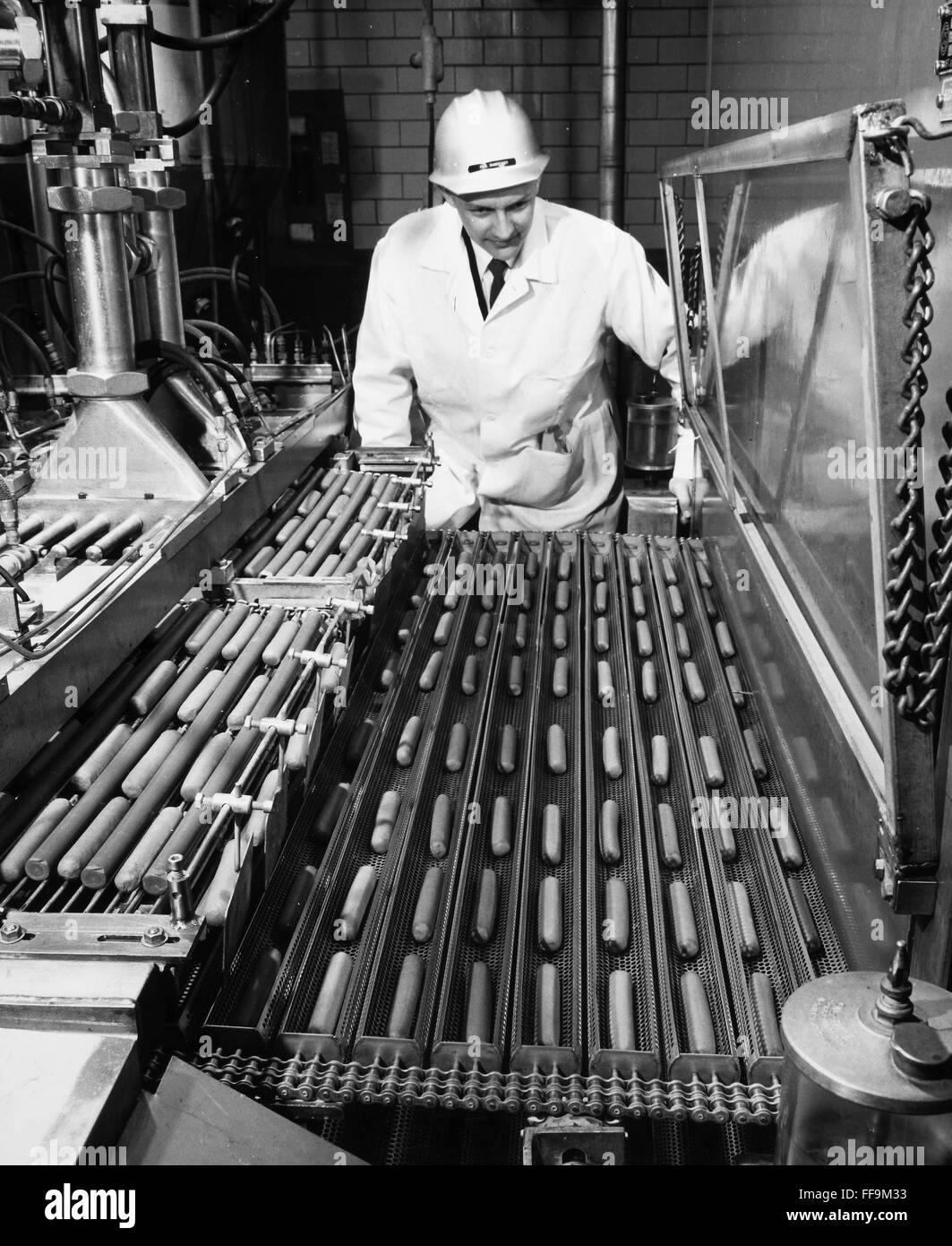MEAT PACKING, 20th CENTURY. /nFrankfurter production at a Swift & Co ...