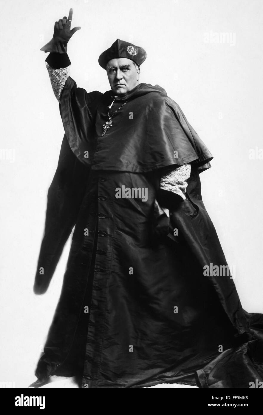 SIR HERBERT BEERBOHM TREE /n(1853-1917). English actor-manager. In the ...