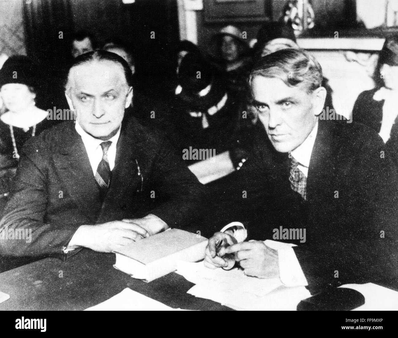 HARRY HOUDINI (1874-1926). /nAmerican magician. Houdini (left ...