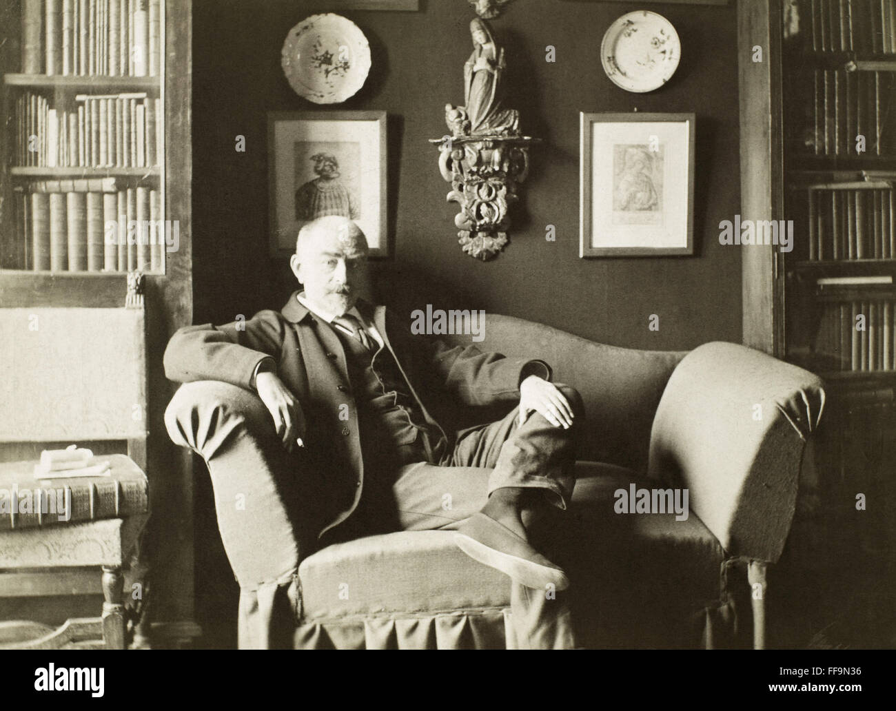 JORIS KARL HUYSMANS /n(1848-1907). French novelist Stock Photo - Alamy