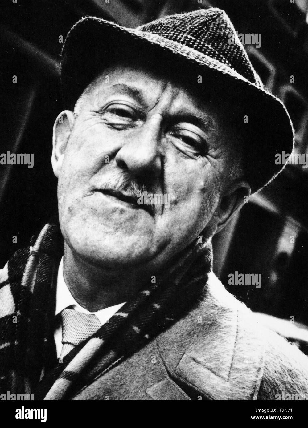 HALLDOR LAXNESS (1902-1998). /nIcelandic writer Stock Photo - Alamy