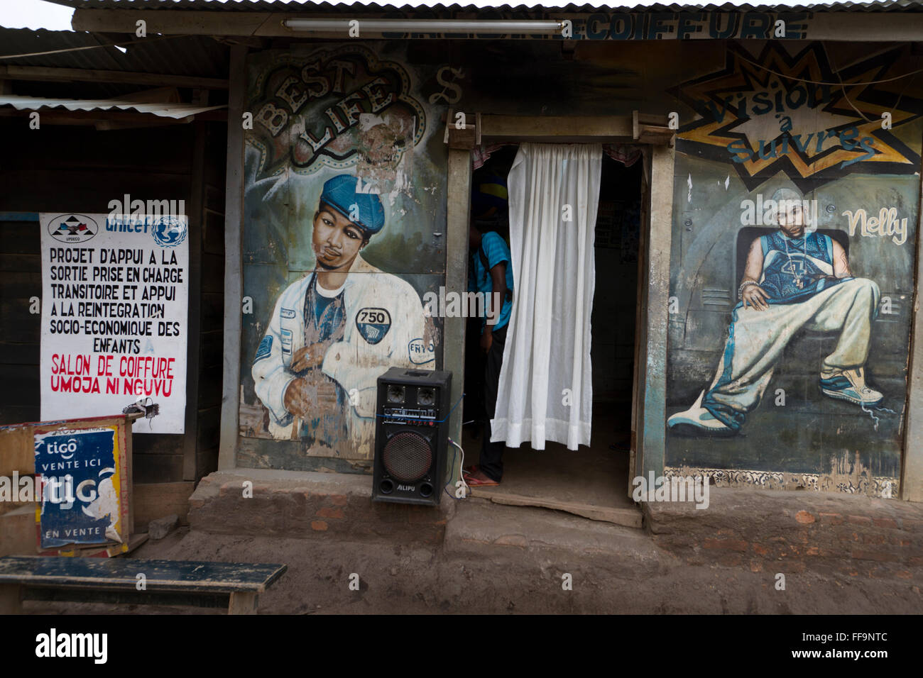 hairdresser in Kiwanja , Rutshuru North Kivu, Democratic Republic of ...