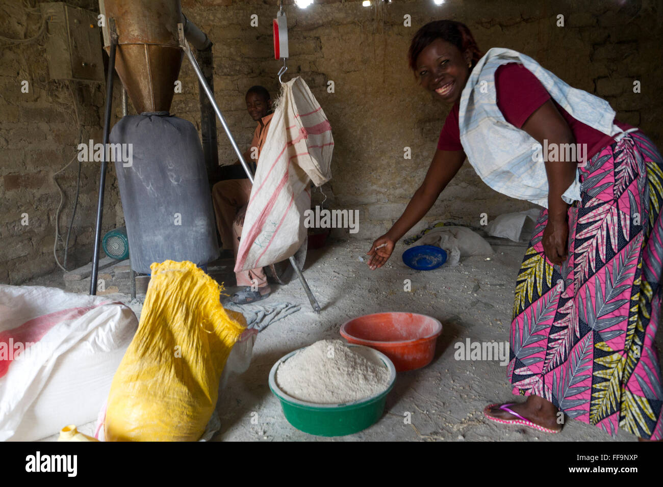 Flour mill worker hi-res stock photography and images - Alamy