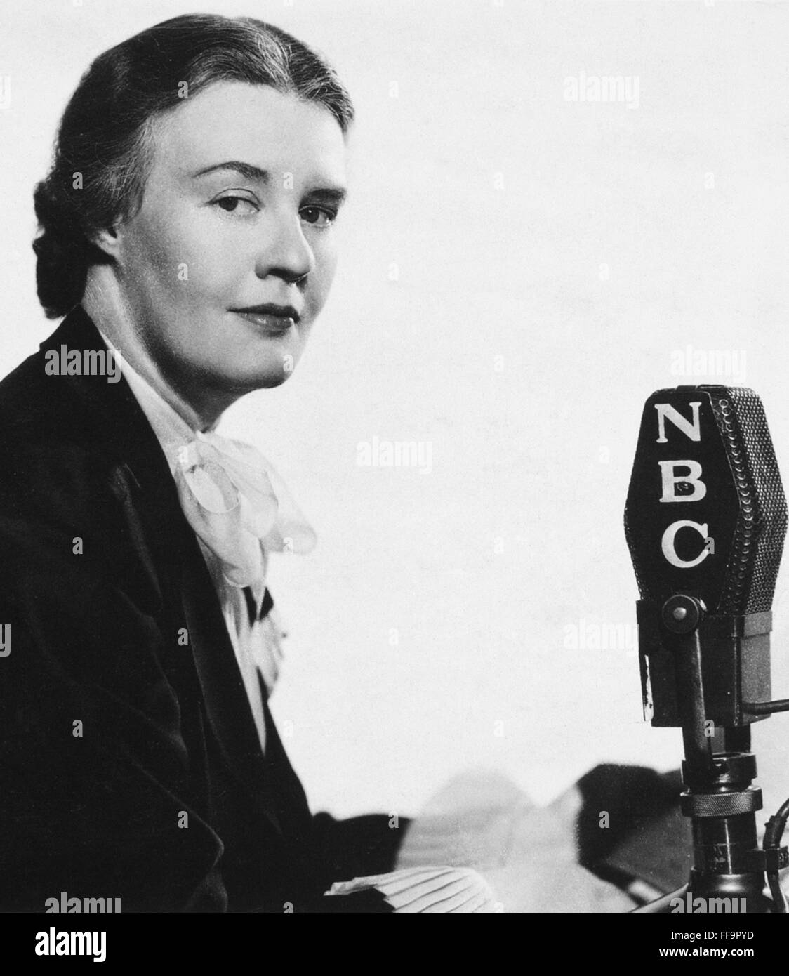 DOROTHY THOMPSON /n(1894-1961). American journalist Stock Photo - Alamy