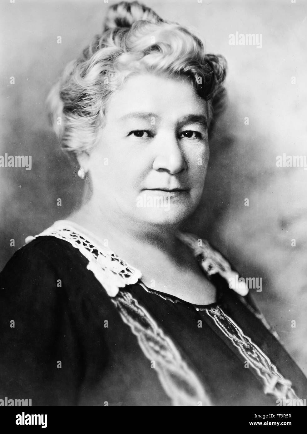 ERNESTINE SCHUMANN-HEINK /n(1861-1936). Austrian operatic contralto ...