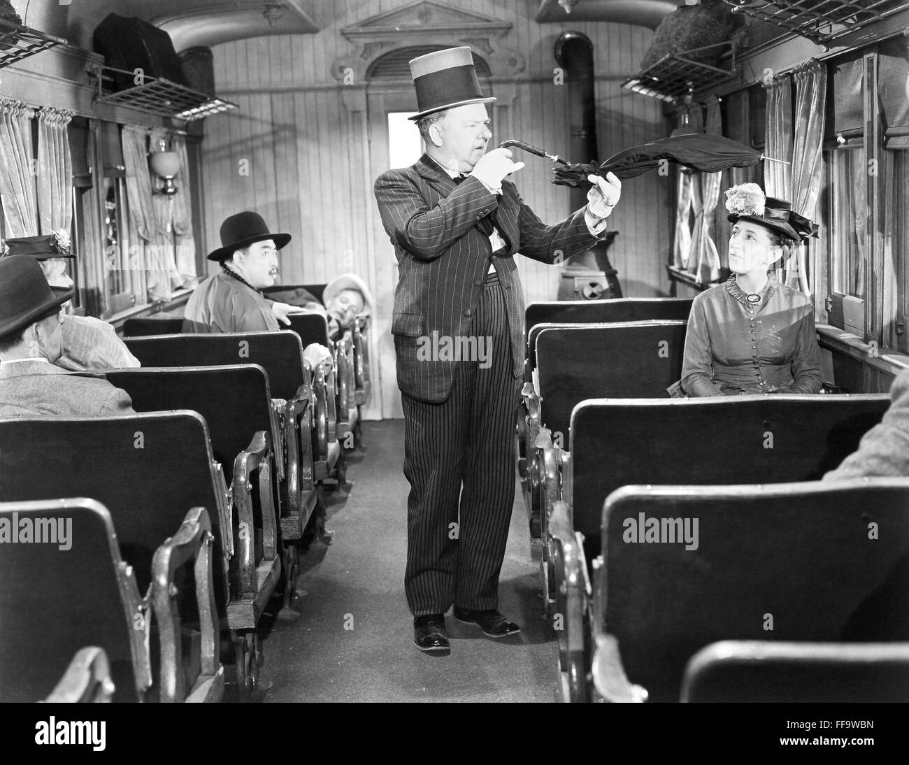 Actress margaret hamilton hi-res stock photography and images - Alamy