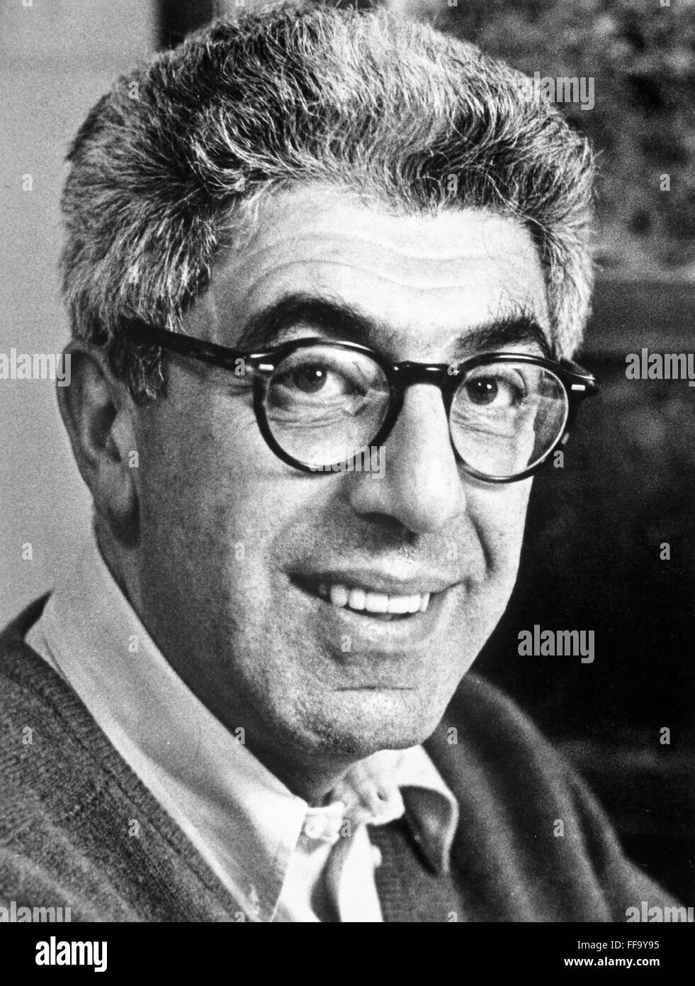 BARRY COMMONER (1917-2012). /nAmerican biologist, writer, and activist ...